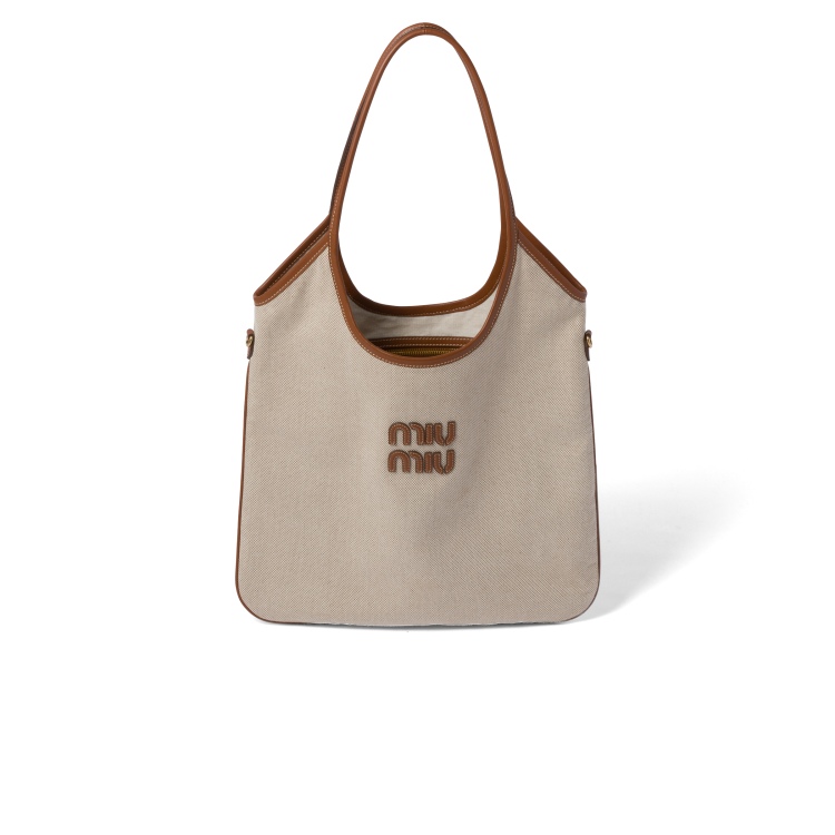 Miu Miu 2024春夏「焦糖色包包」最推這6款！水桶大包上市即秒殺，「Wander」半月包熱銷多年 | Bella.tw儂儂